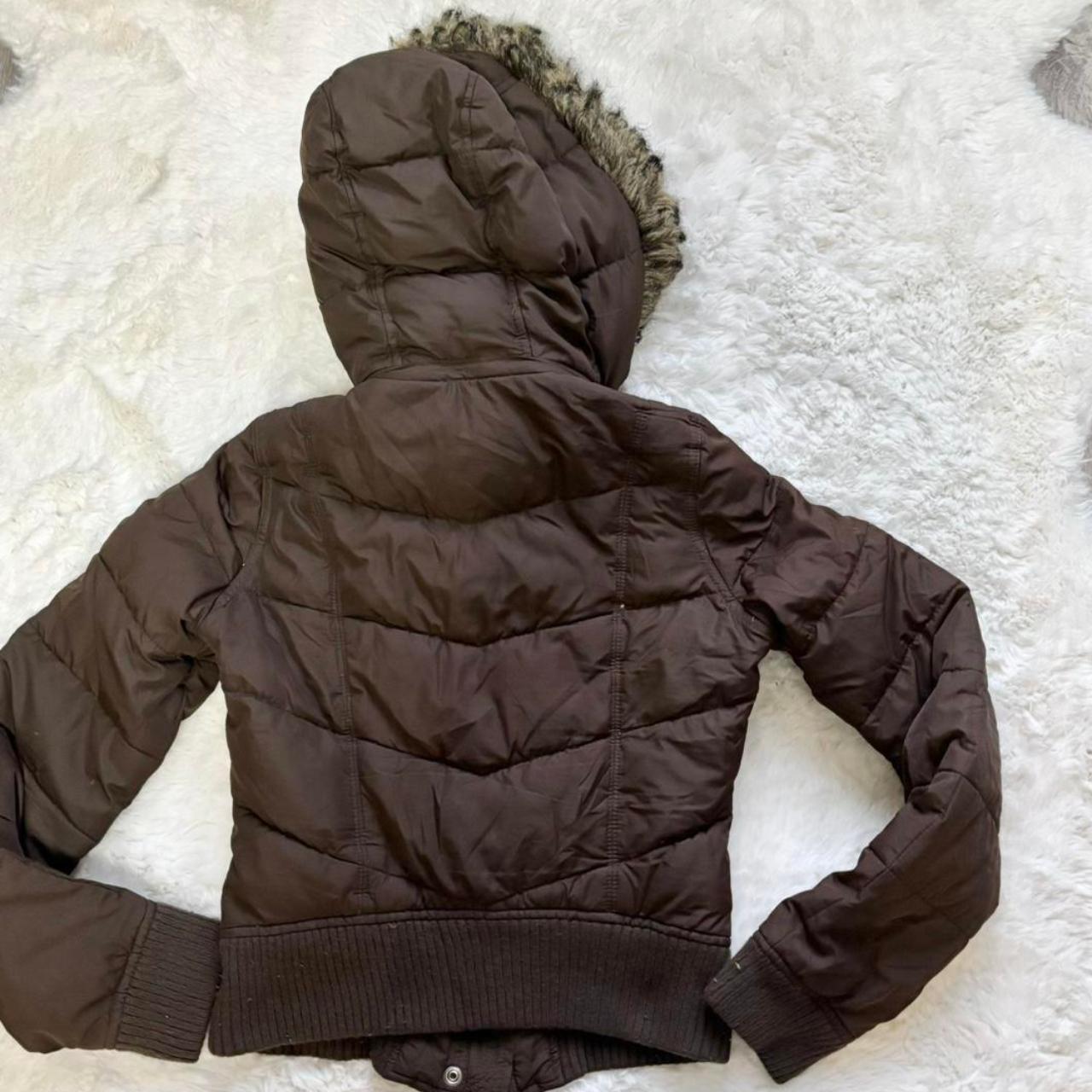 size: medium 2000s hollister puffer jacket with fur... | Depop