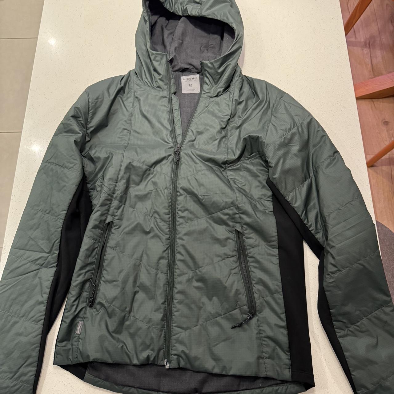 Icebreaker jacket - Depop