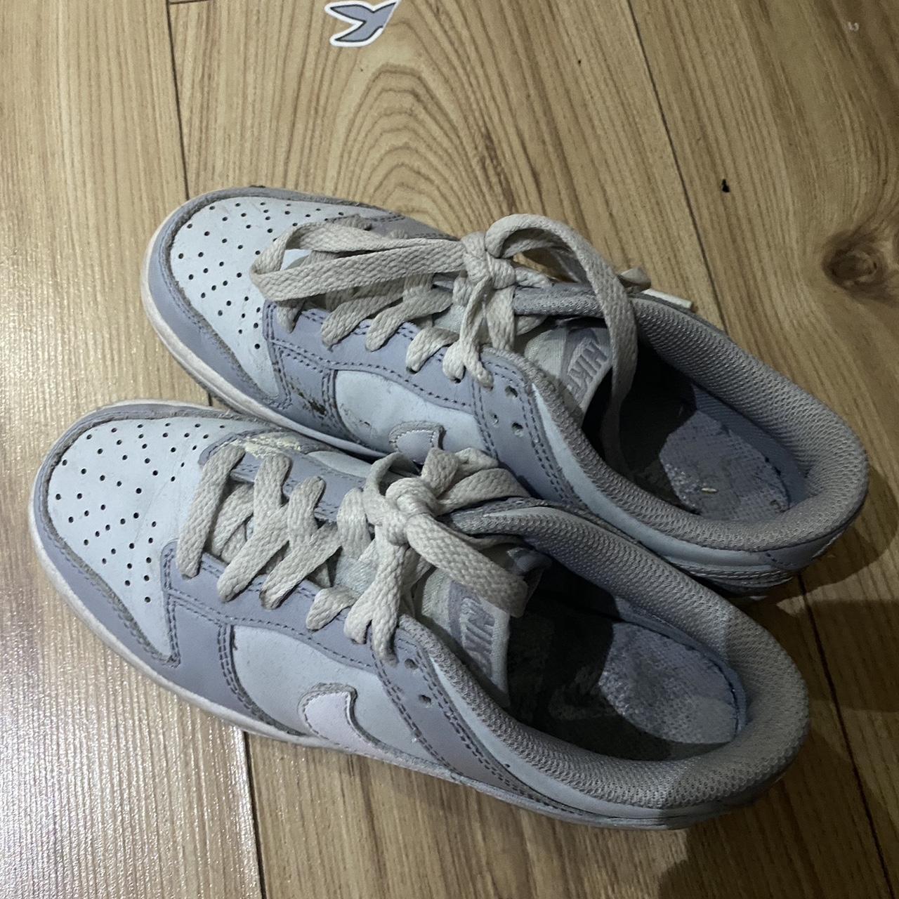 grey Nike dunks size 3 women’s Worn several times - Depop
