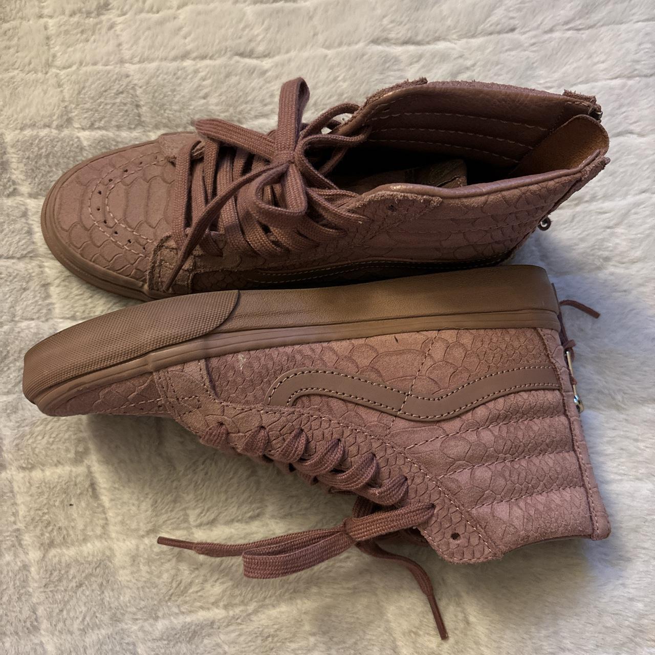 Sk8 Hi Zip/ Low Pro Mono Python Womens 6 Gently... - Depop