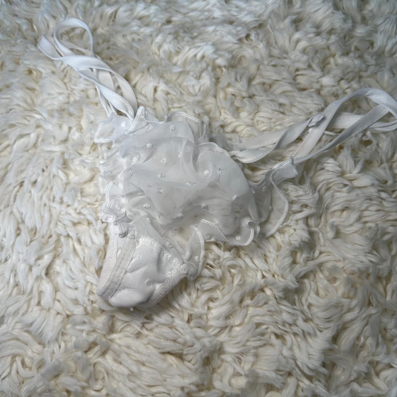 ruffled white g-string - Depop