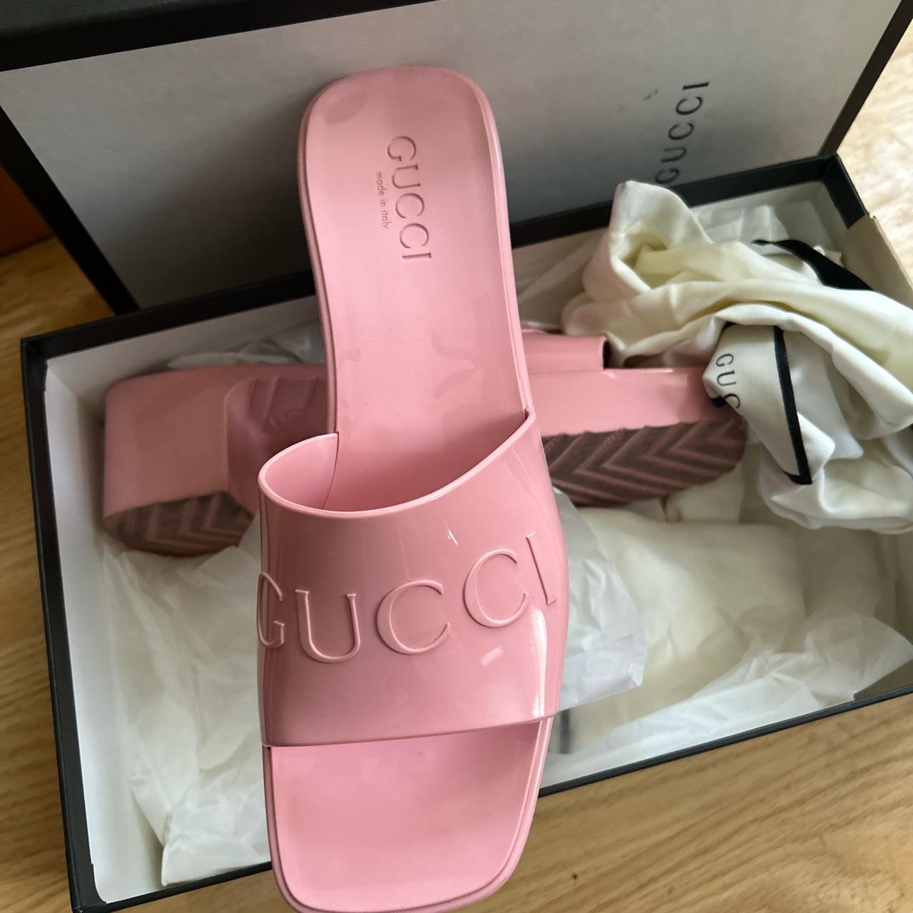 Gucci rubber sandals - Depop