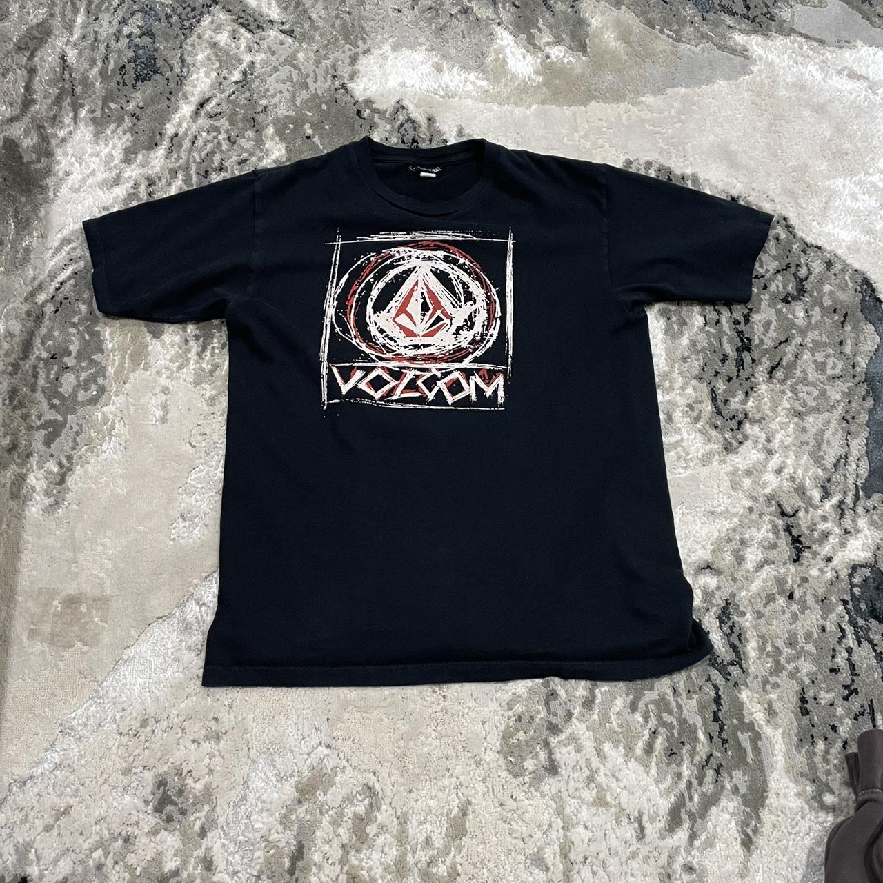 Large vintage style volcom tee. no wear or holes. - Depop