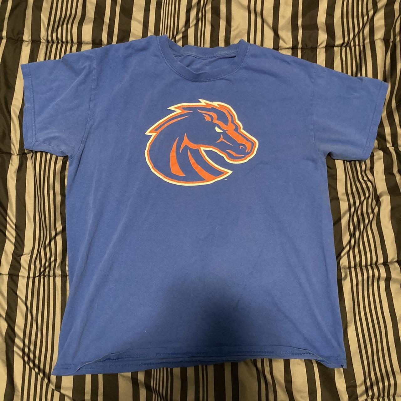 Blue Boise State T-shirts Sz: Mens Lrg - Depop