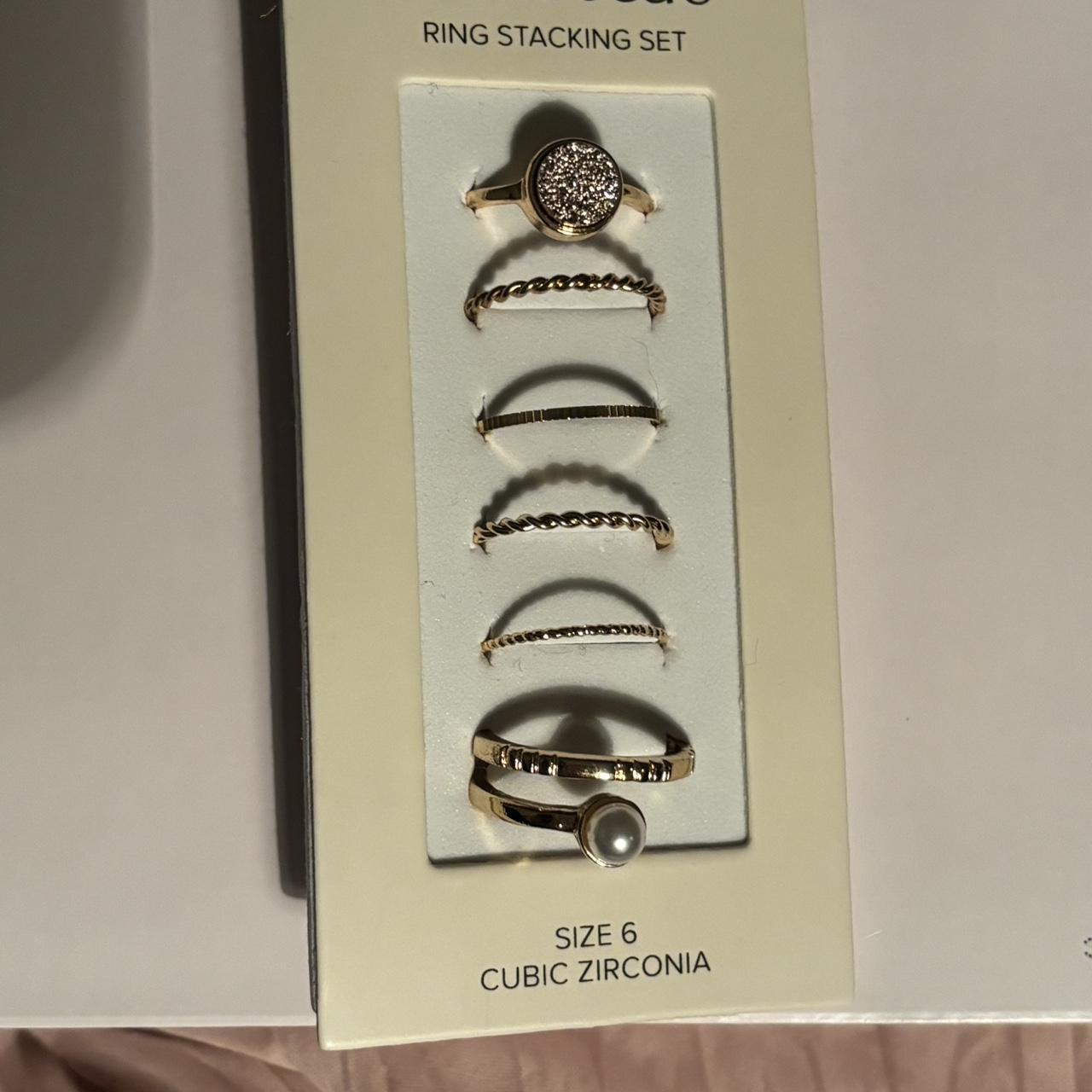 Francesca’s rings size 6 - Depop