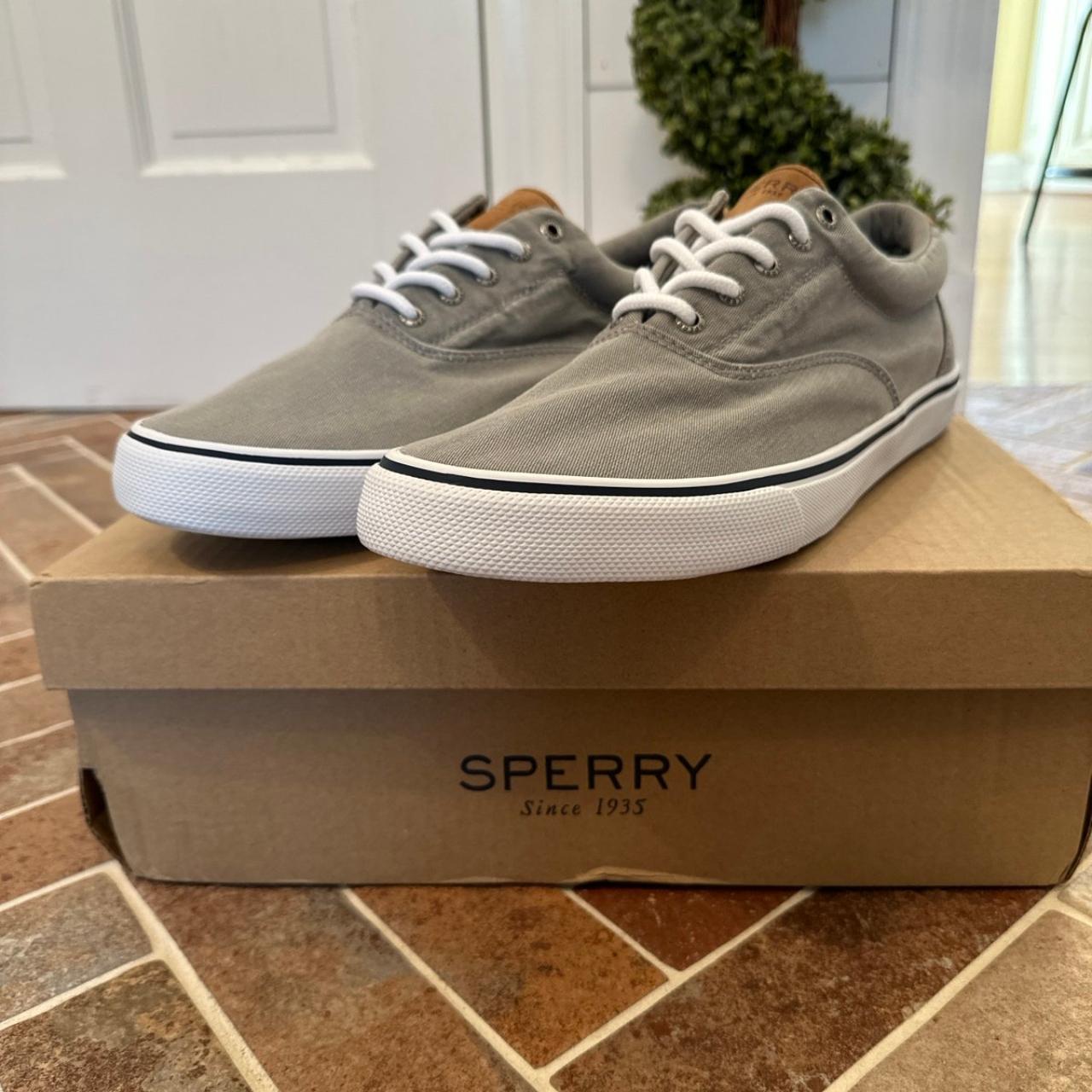 Sperry mens Top Sider light gray boat shoe NWB size... - Depop