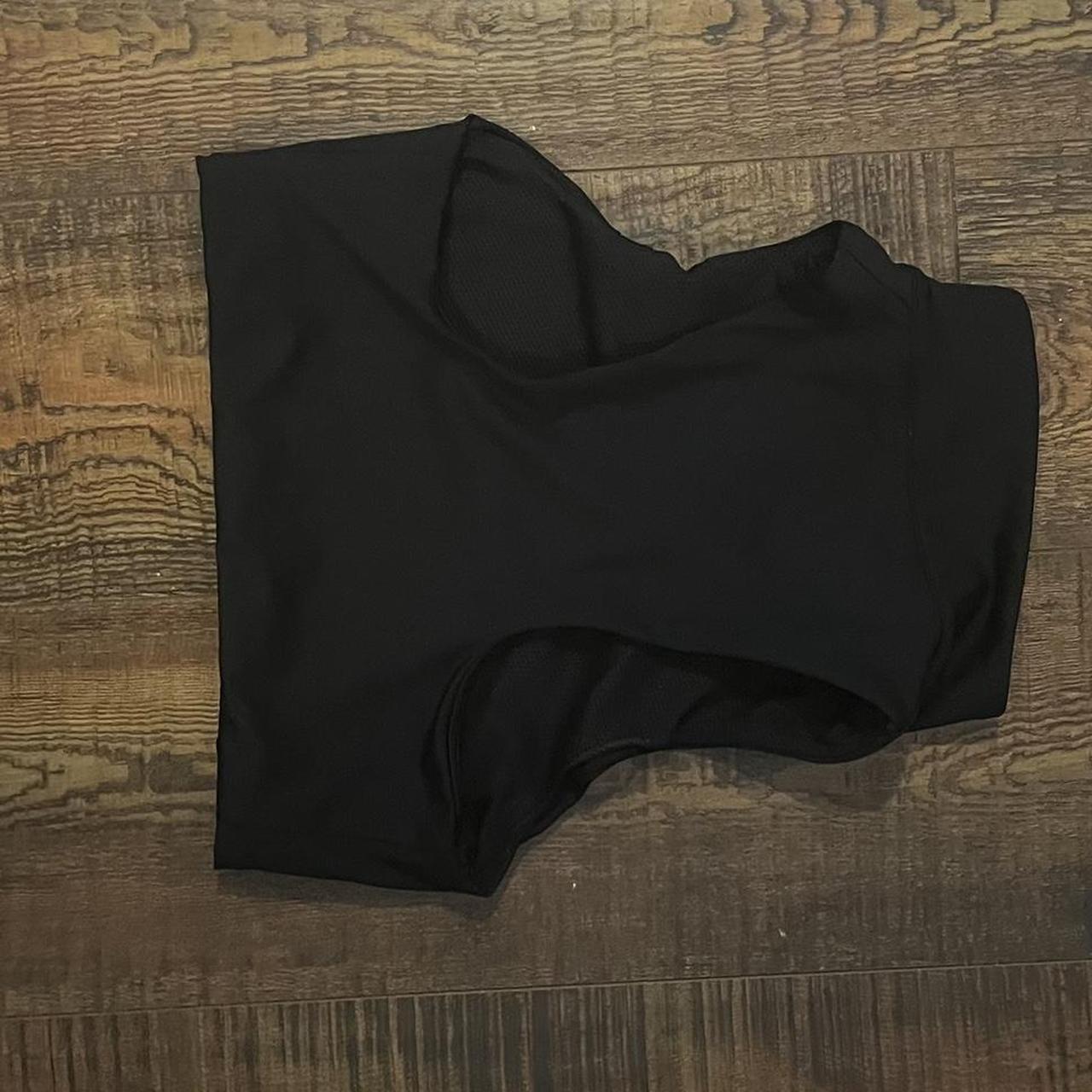 Nike pro two pieces set size XS I got bigger it’s... - Depop