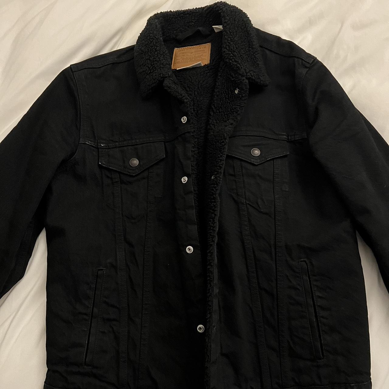 Large Levi’s black denim jacket - Depop