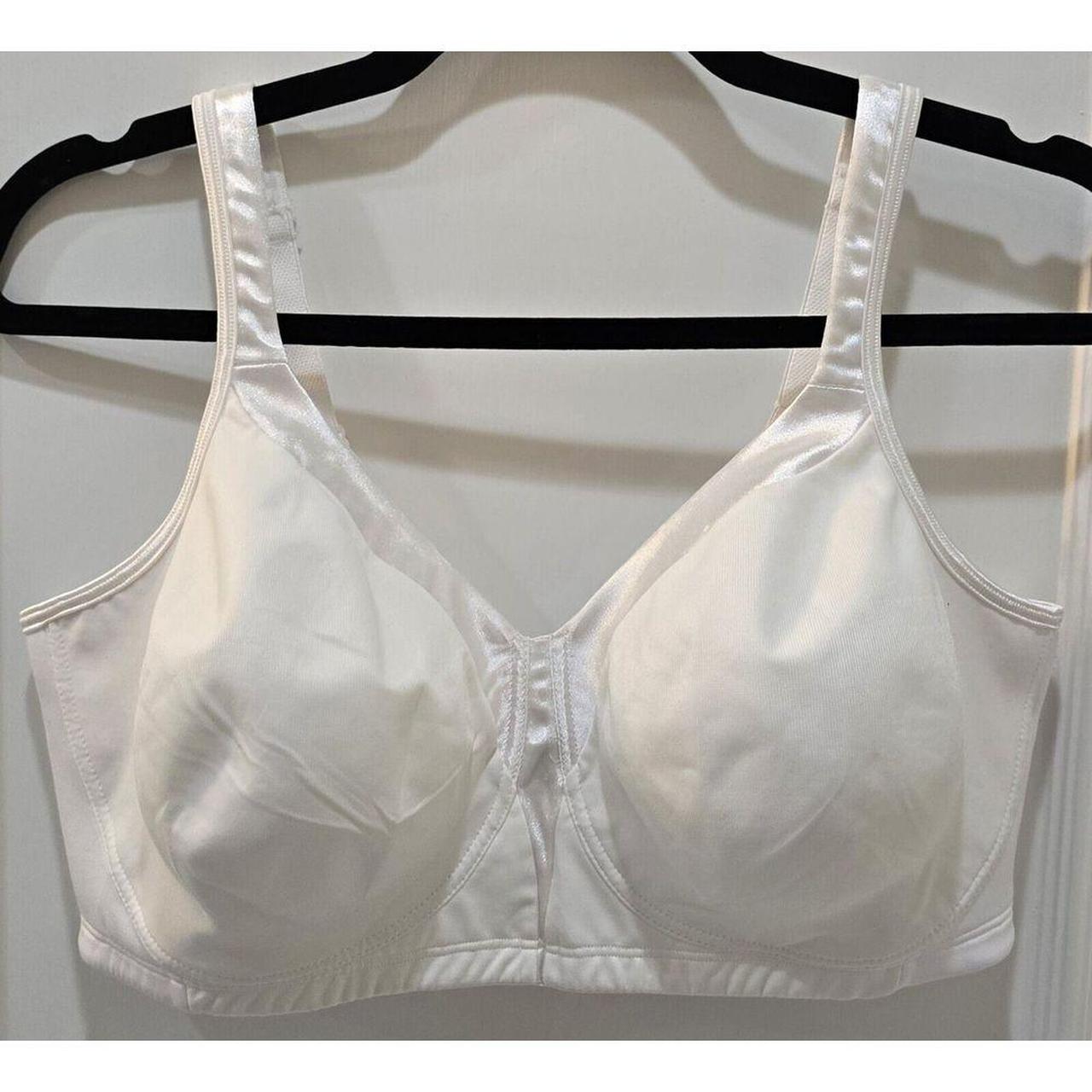 Playtex® Bra 18-Hour Sensationally Sleek... - Depop