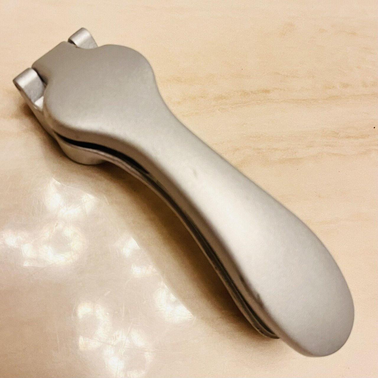 The Pampered Chef Garlic Press Silver Cast Aluminum... - Depop