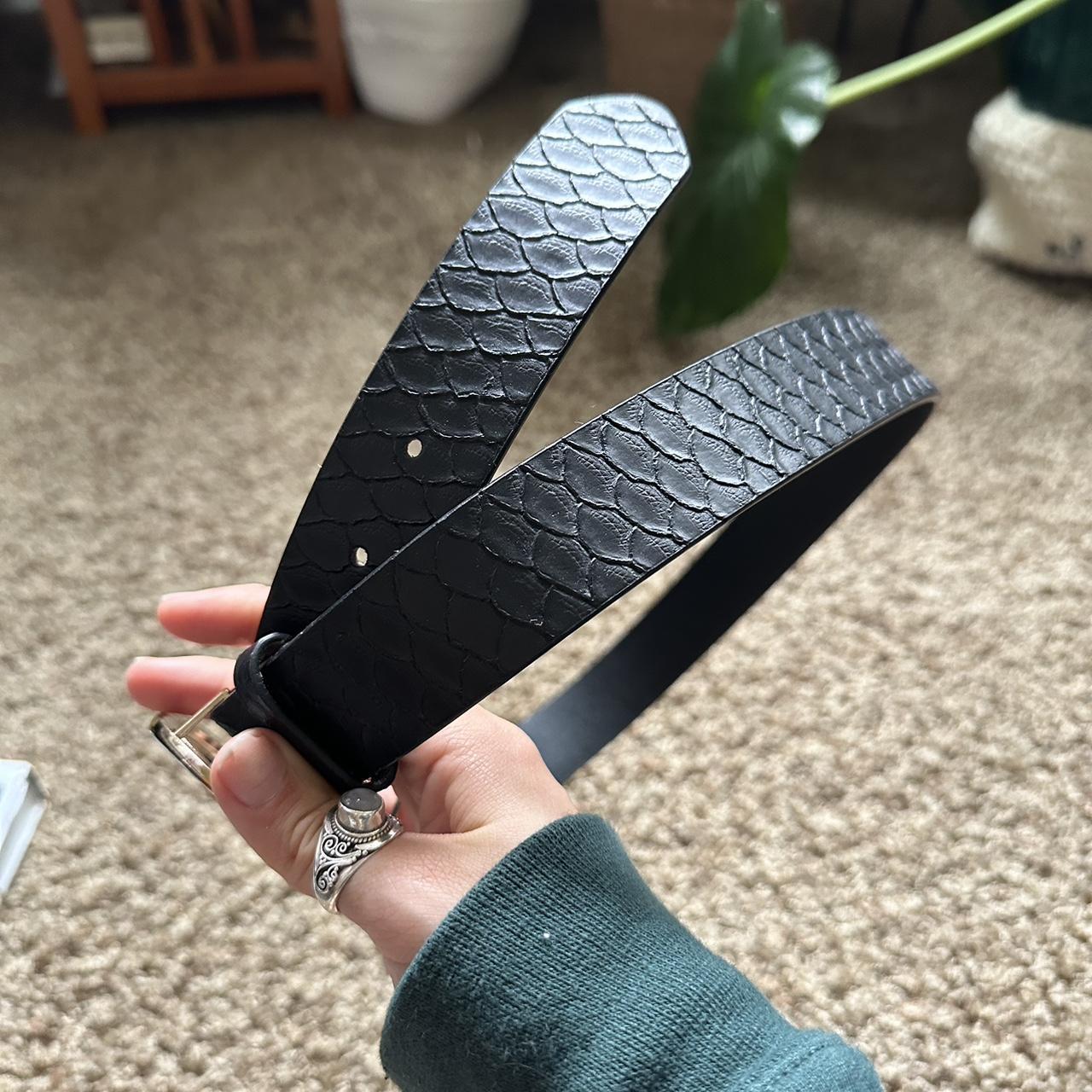 🌸fake snake skin belt 🌸size... - Depop