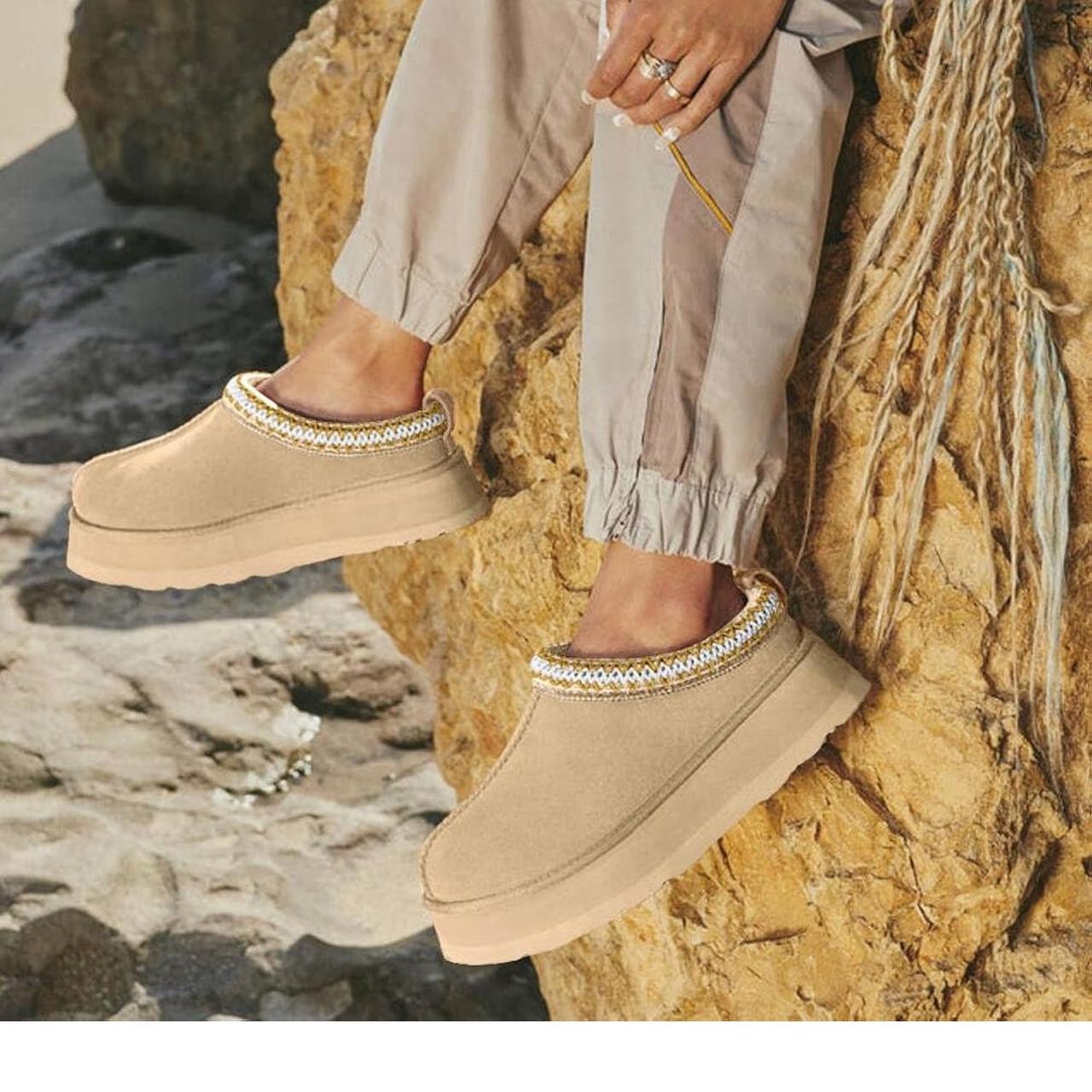 UGG DUPE Tan and cream suede clogs slippers | Depop