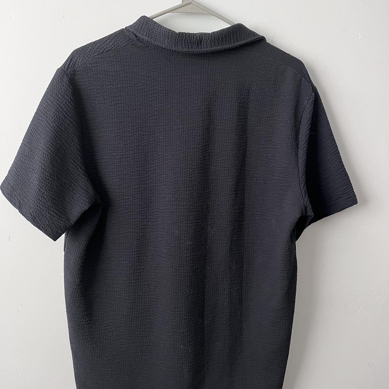 dark navy blue h&m waffle grid men’s polo size... - Depop