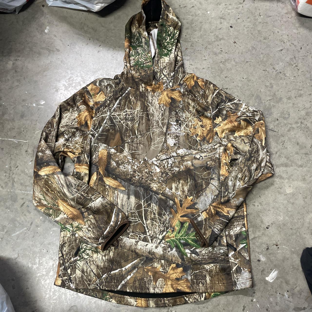 Realtree sweatshirt Size L No flaws #realtree - Depop