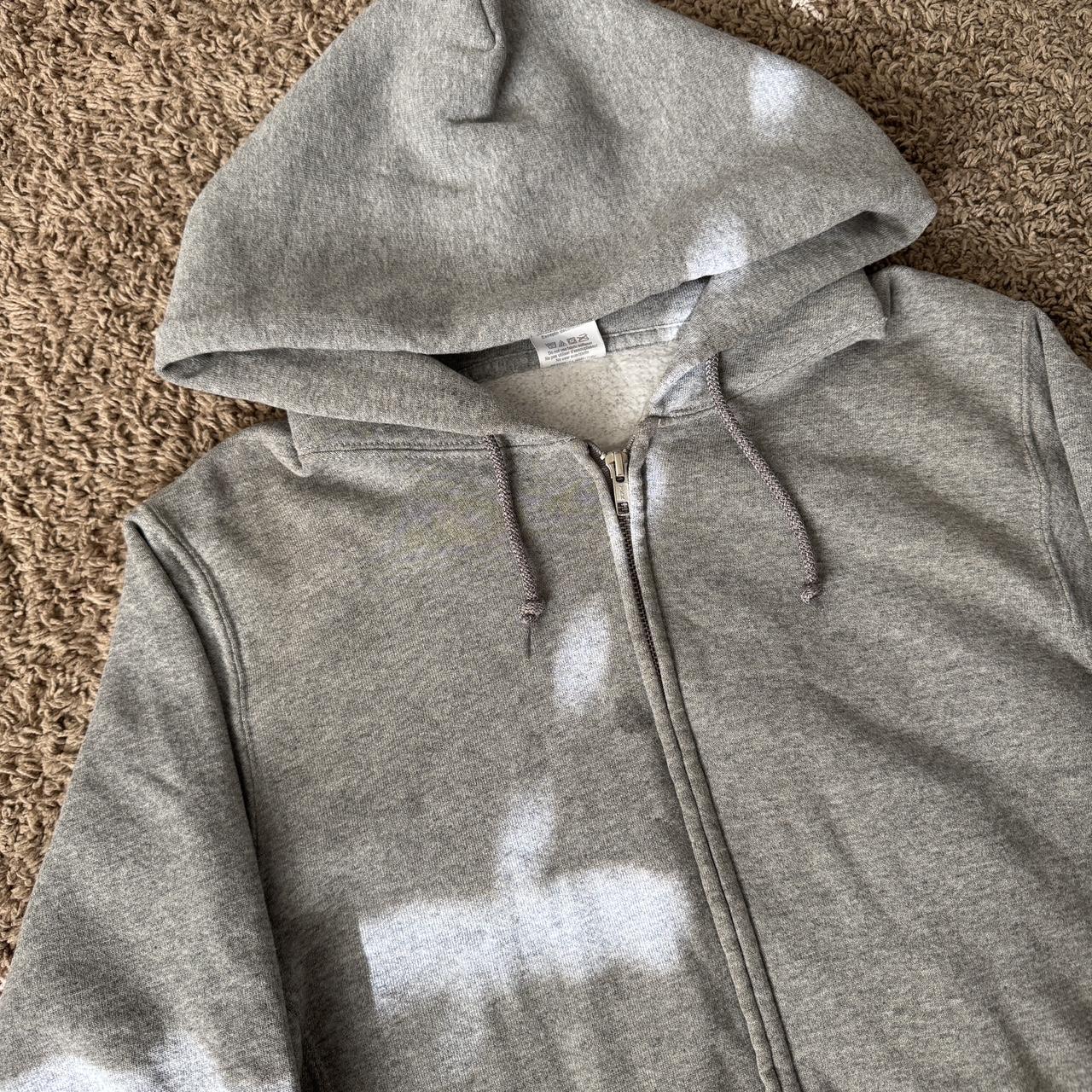 Gray Russell Athletic Zip Up Size Small... | Depop