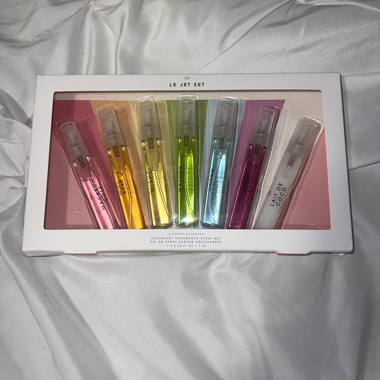 Le jet set discovery set Comes with 7 perfumes 7ml | Depop