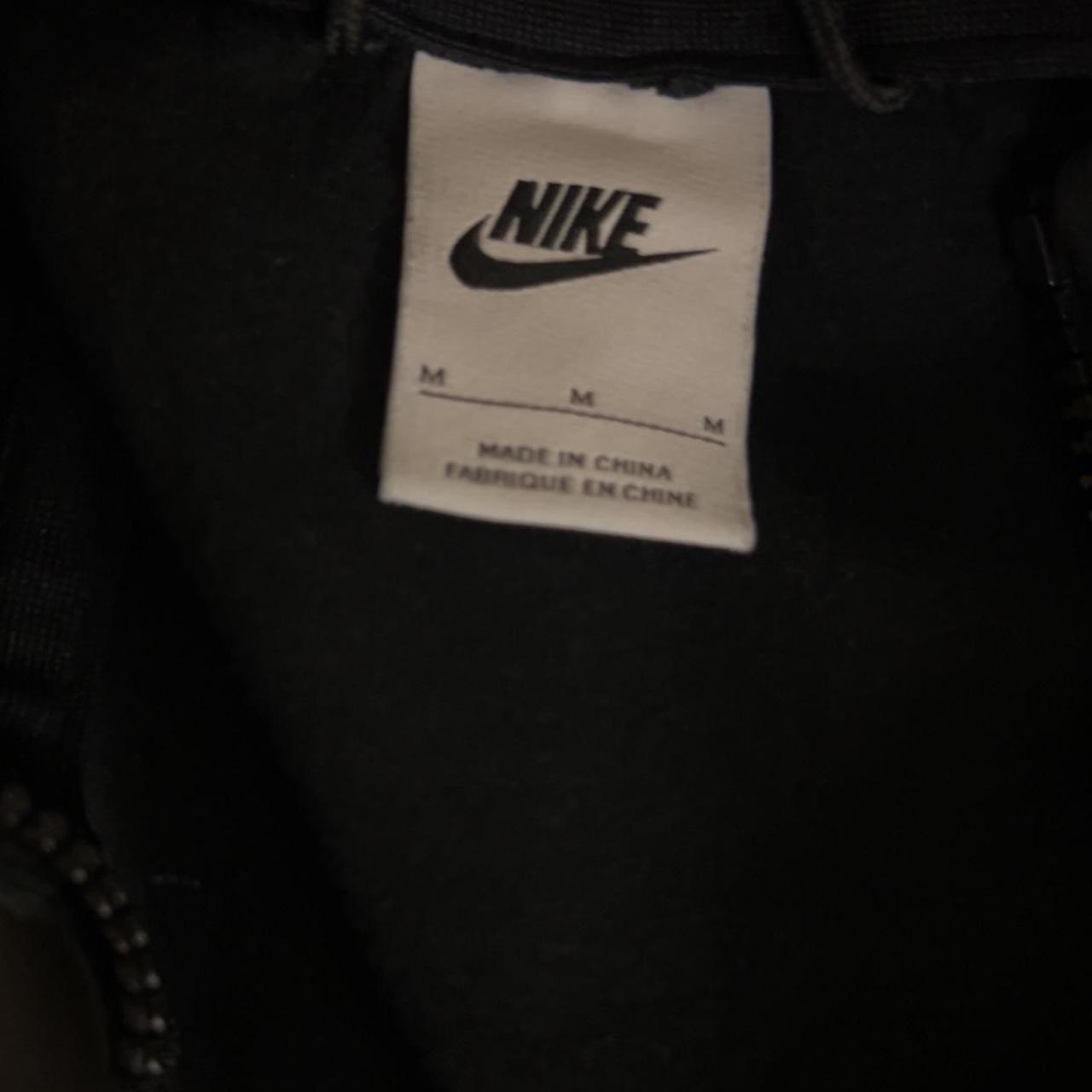 medium black nike tech - Depop