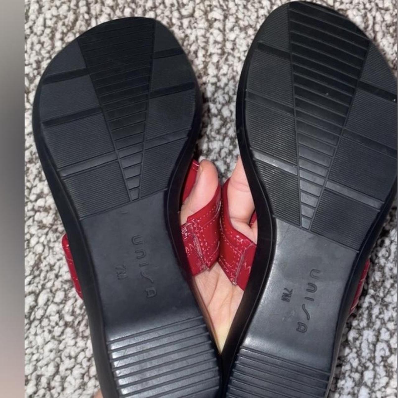 NEW UNISA RED SANDALS SIZE 7 - Depop