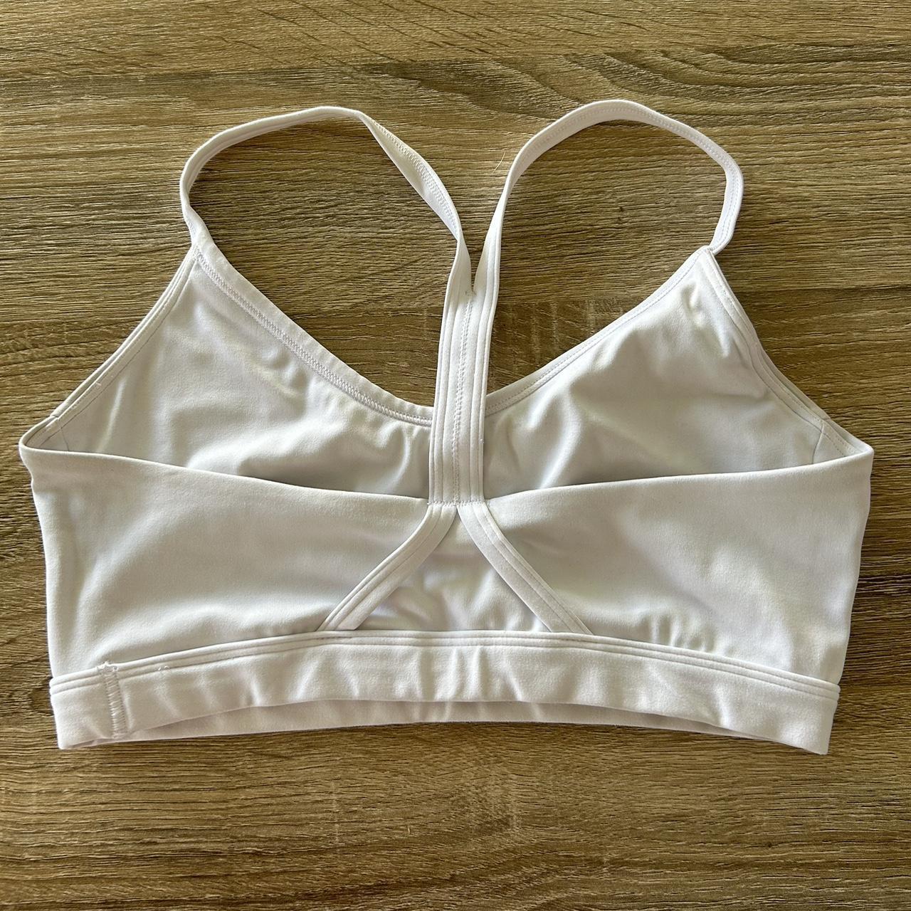 gymshark white sports bra - size xs bit of... - Depop