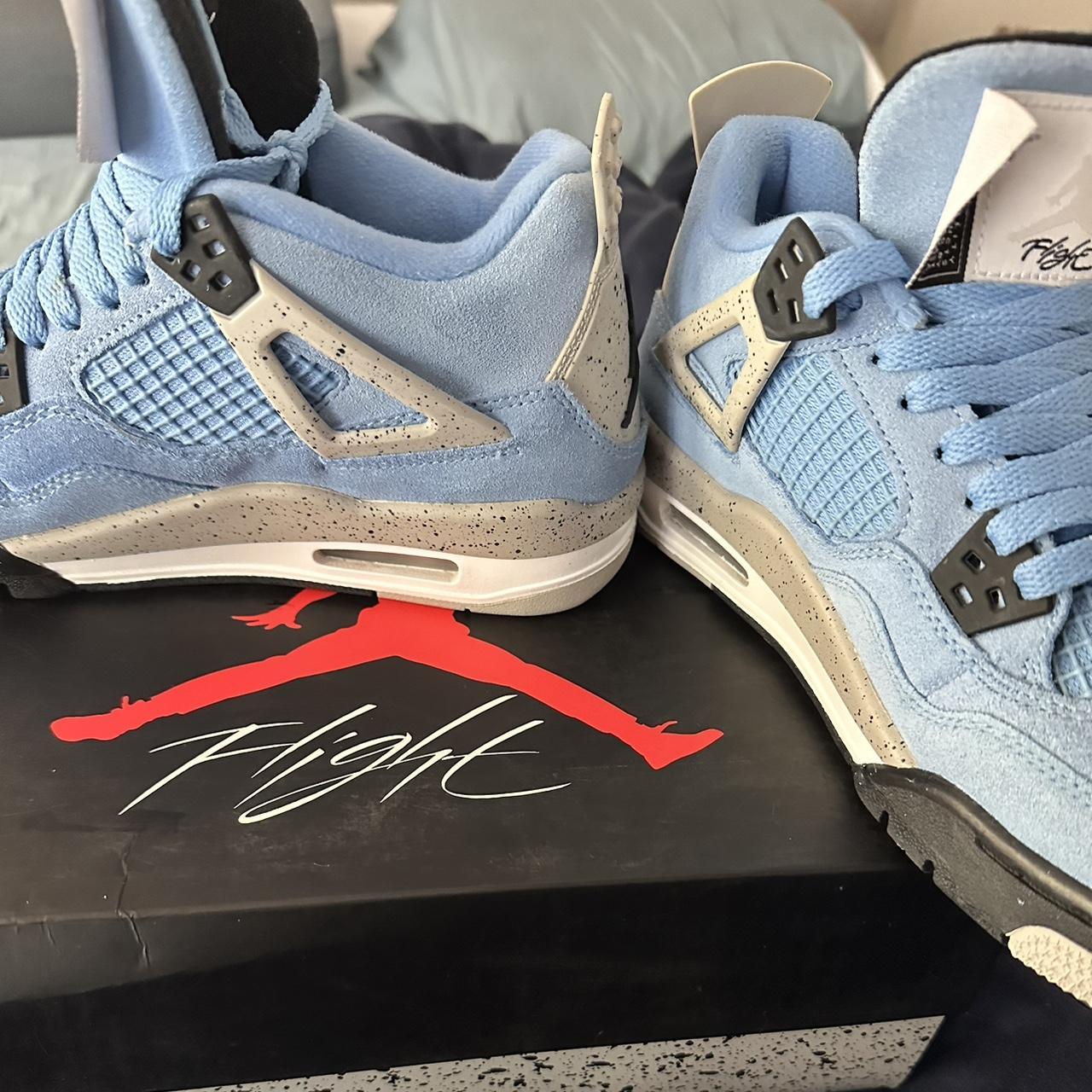 UNC 4s size 6Y=7.5 Women’s - Depop