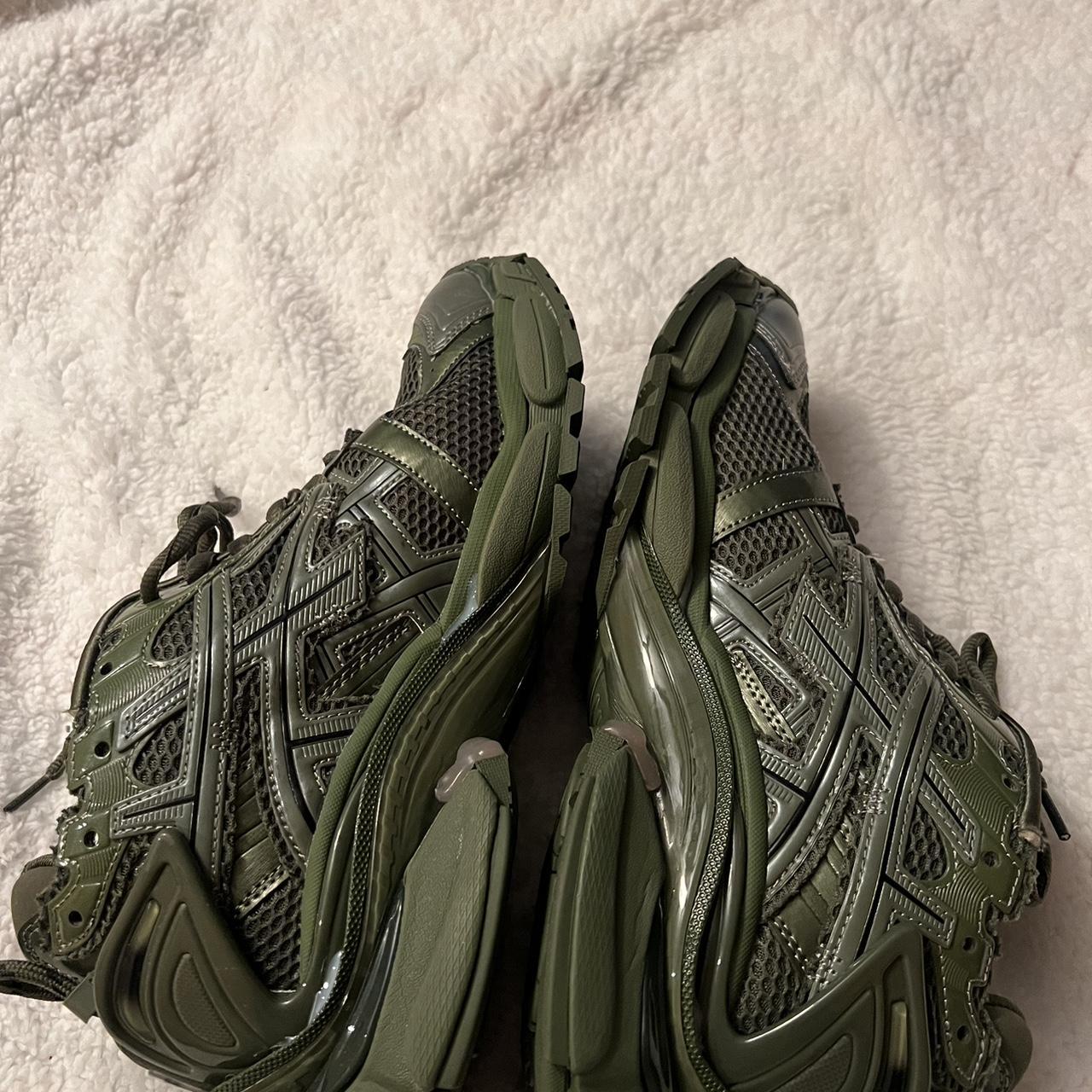 balenciaga runners barely... - Depop