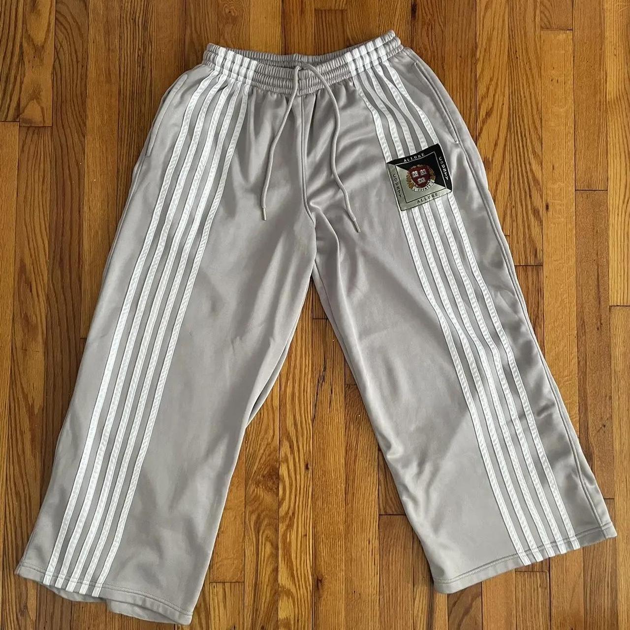 Allure County Baggy Sweats #baggy #sweats #vintage - Depop