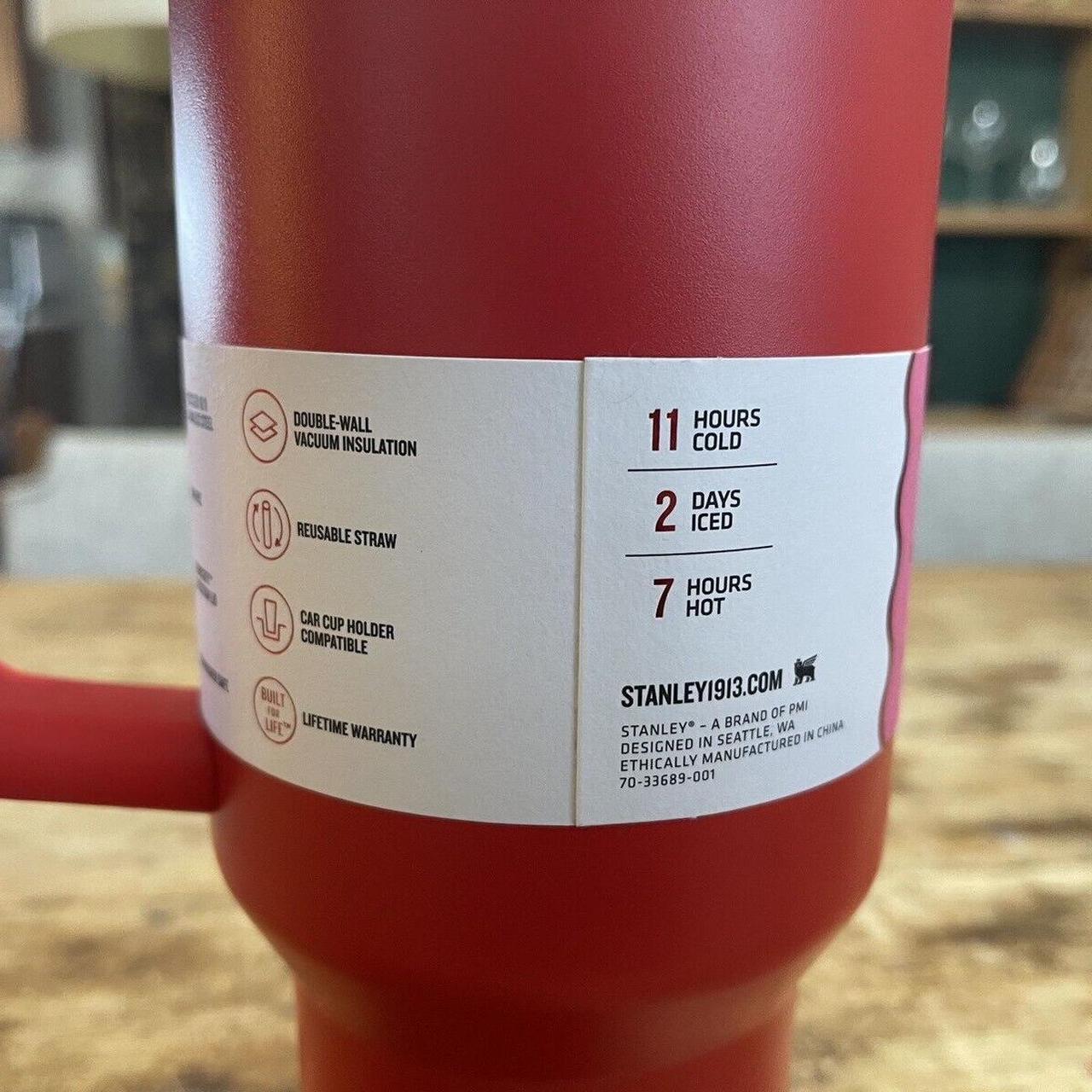 Target Red Stanley 40oz H2.0 Flowstate Quencher Tumblr - Depop