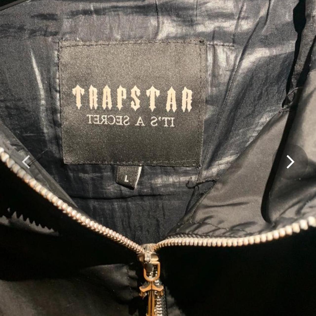 Trapstar Windbreaker Small tear in left pocket - Depop