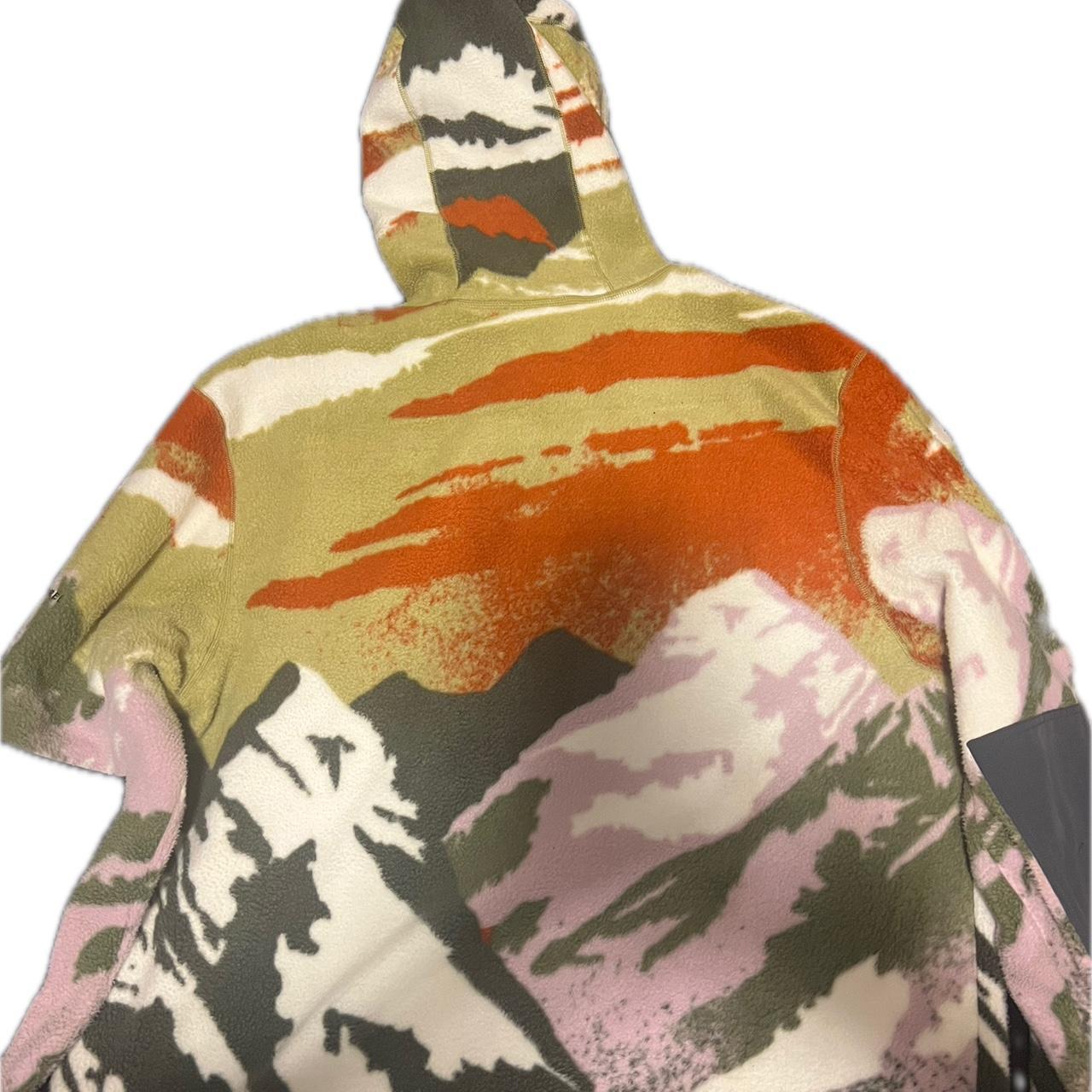 Merrell Mountain hoodie • worn twice cuz I was cold - Depop