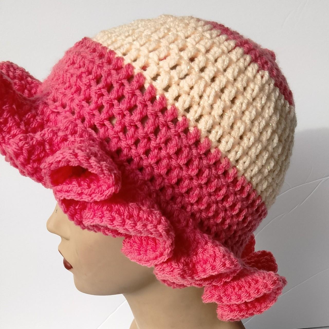 Peach's and cream ruffle beanie - Depop