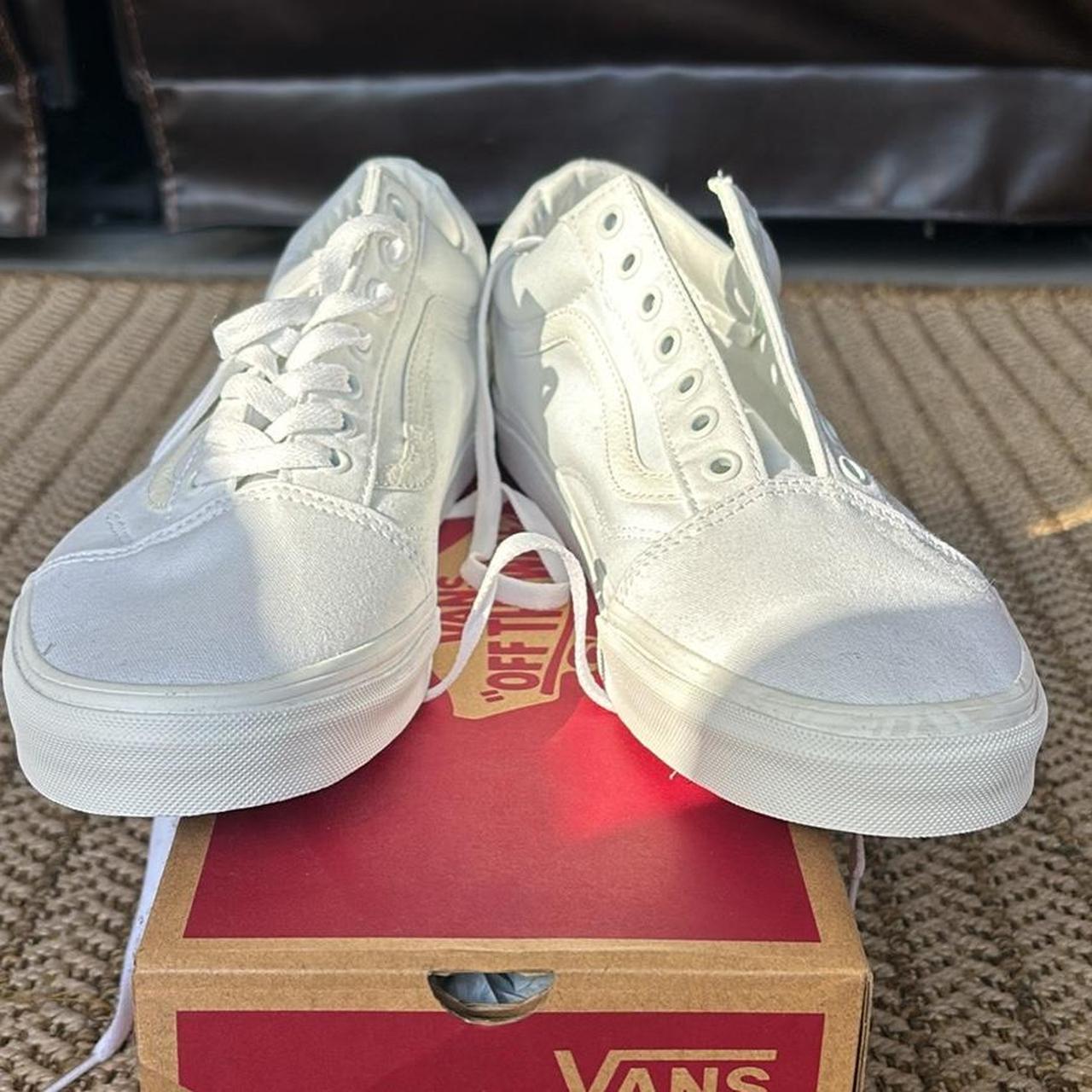 *Dead Stock* Triple white ‘Old Skool’ Vans M(11.5) - Depop