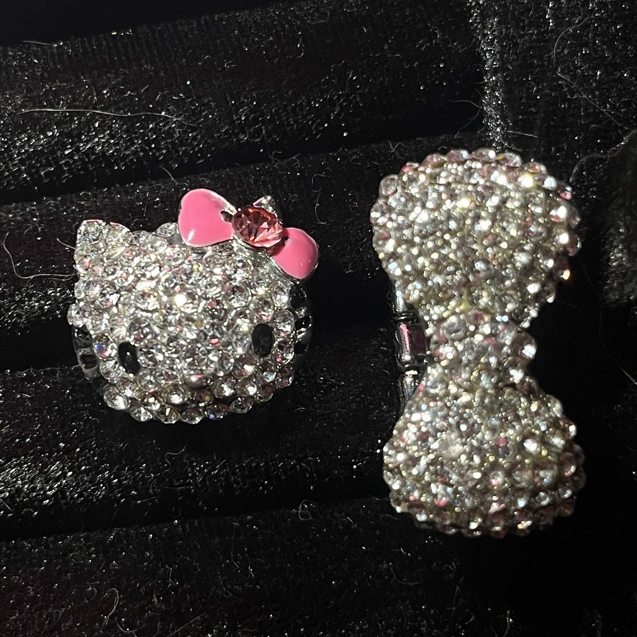 Hello kitty bow ring set y2k Comes with both,... - Depop