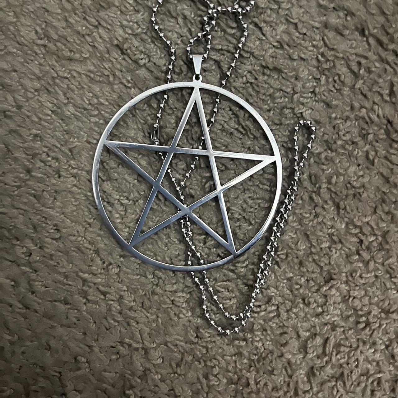 selling more of the pentagram chains 🤗 rb3 era... - Depop