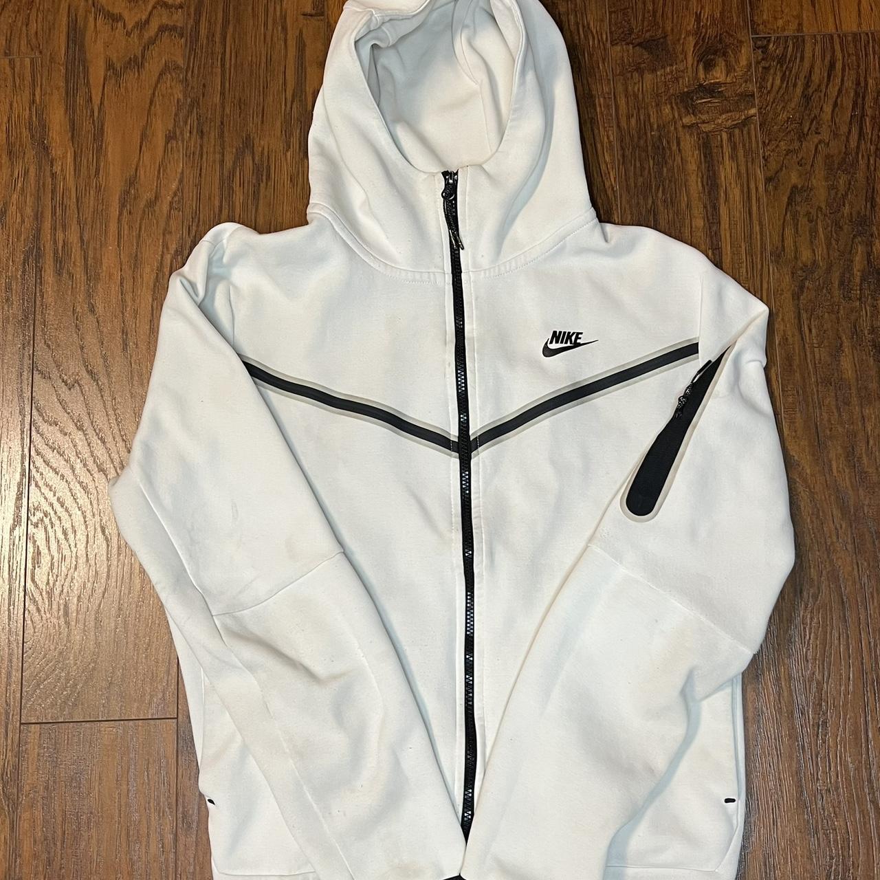White Nike Tech Flaws shown - Depop