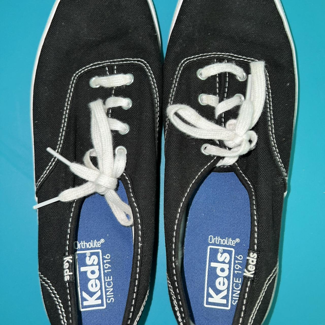 KEDS lace up flats lightly worn and NO major flaws. - Depop