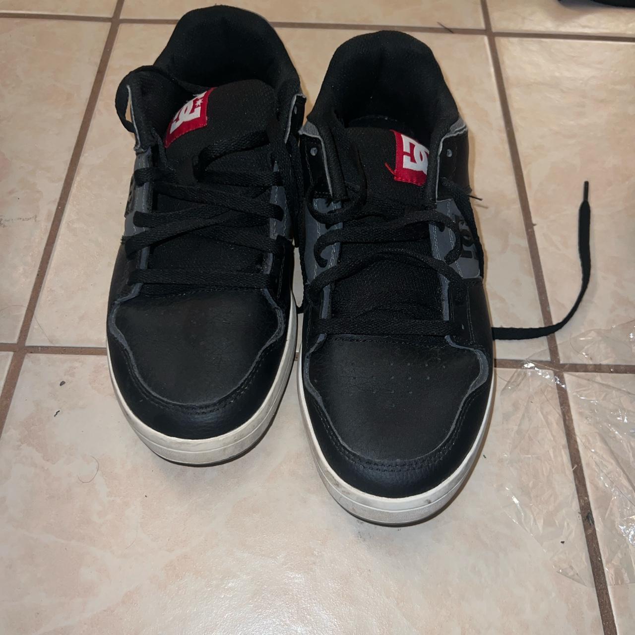 DC shoes, scuff marks on soles - Depop
