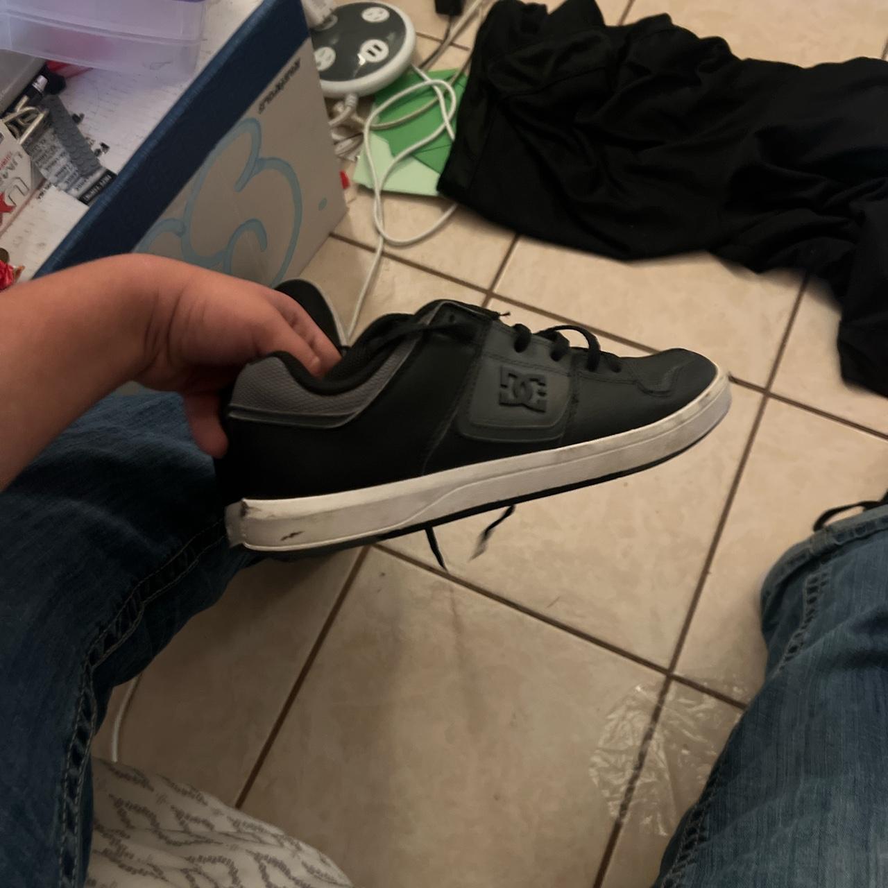 DC shoes, scuff marks on soles - Depop