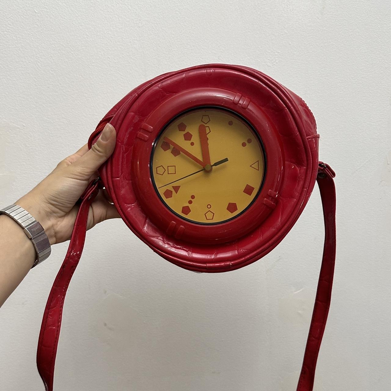 Vintage Working clock purse - Depop