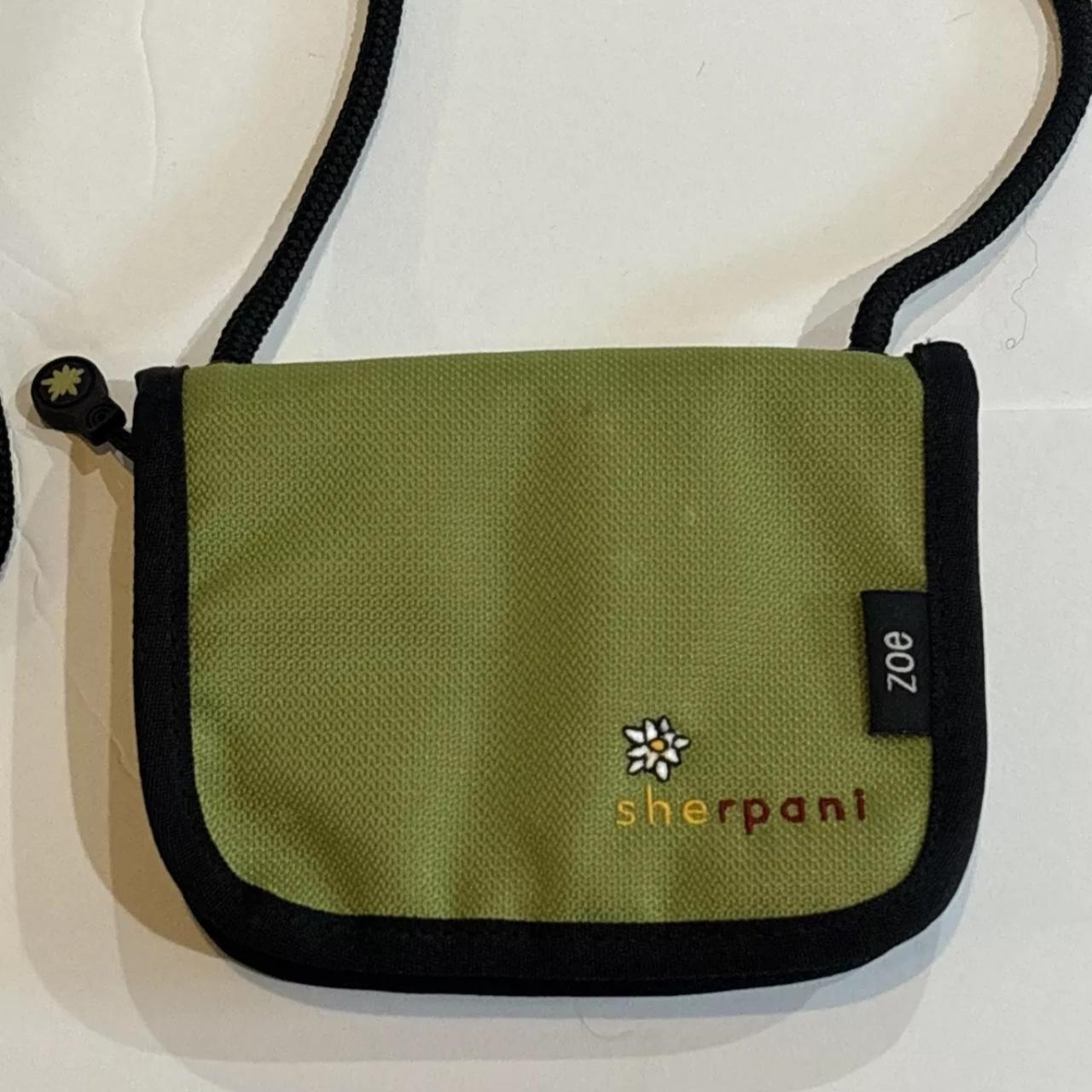 Sherpani ZOE Green Travel Wallet Crossbody Zip... | Depop