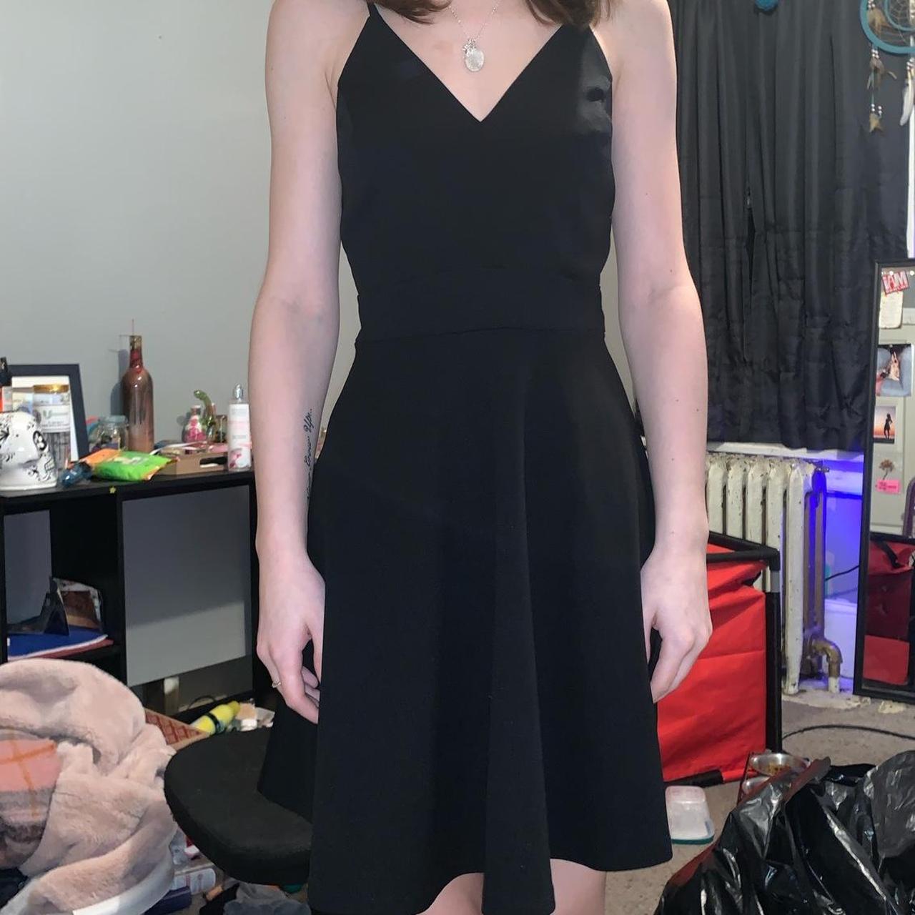 nice black simple dress love the back!! - Depop