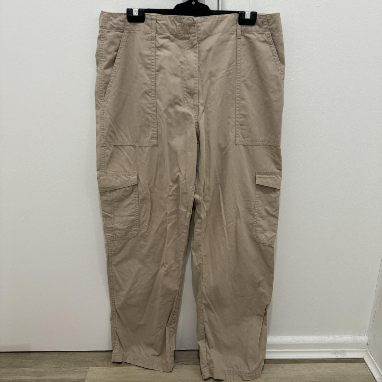 Supre Cargo Pants Made with non stretch fabric,... | Depop