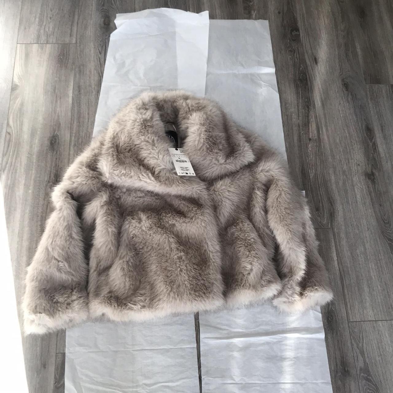 Zara short faux fur coat size S and M Brand new... - Depop