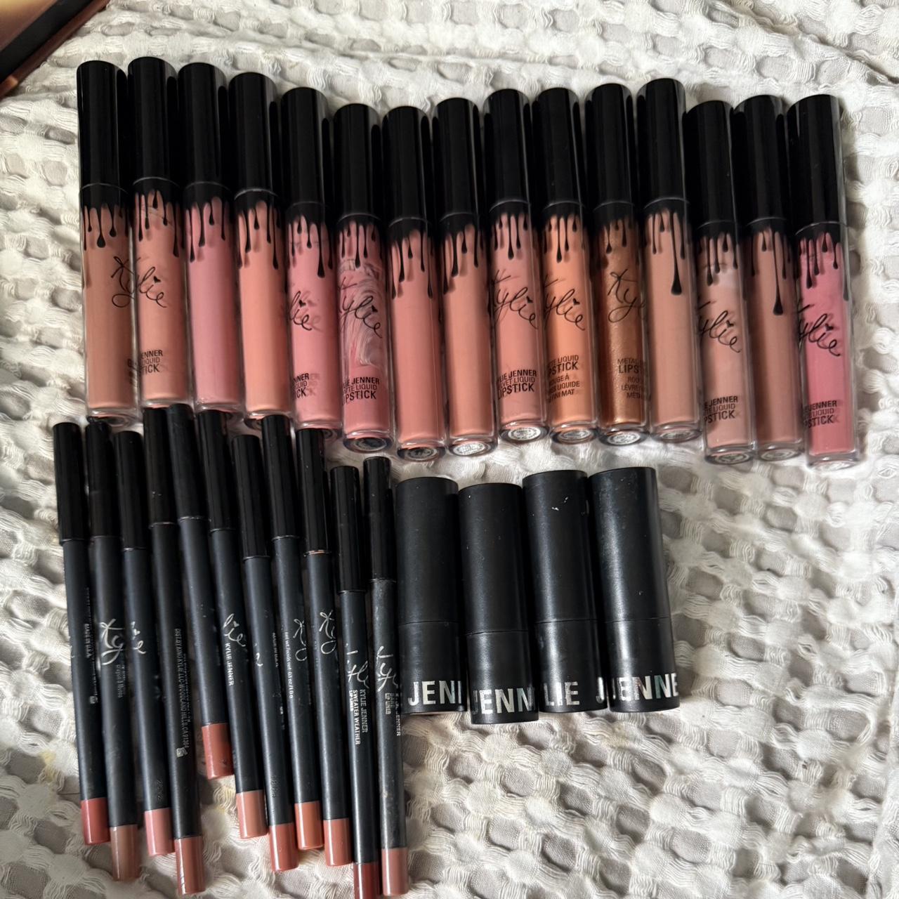 Kylie Cosmetics lipstick and lip liner bundle... | Depop