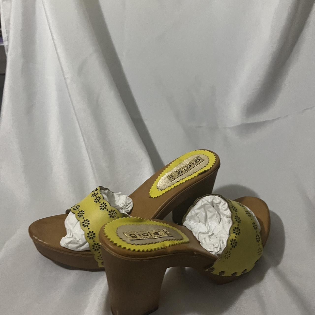 Italian leather Slippers - Depop