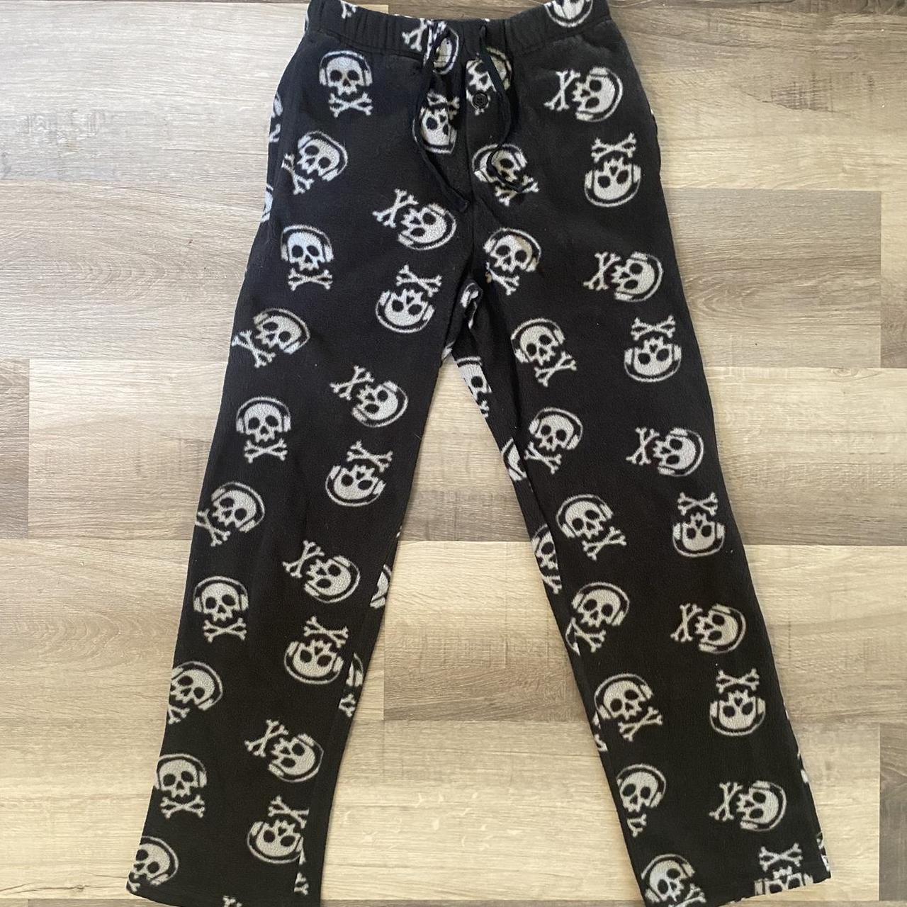y2k emo skull pajama pants pattern size large in... - Depop
