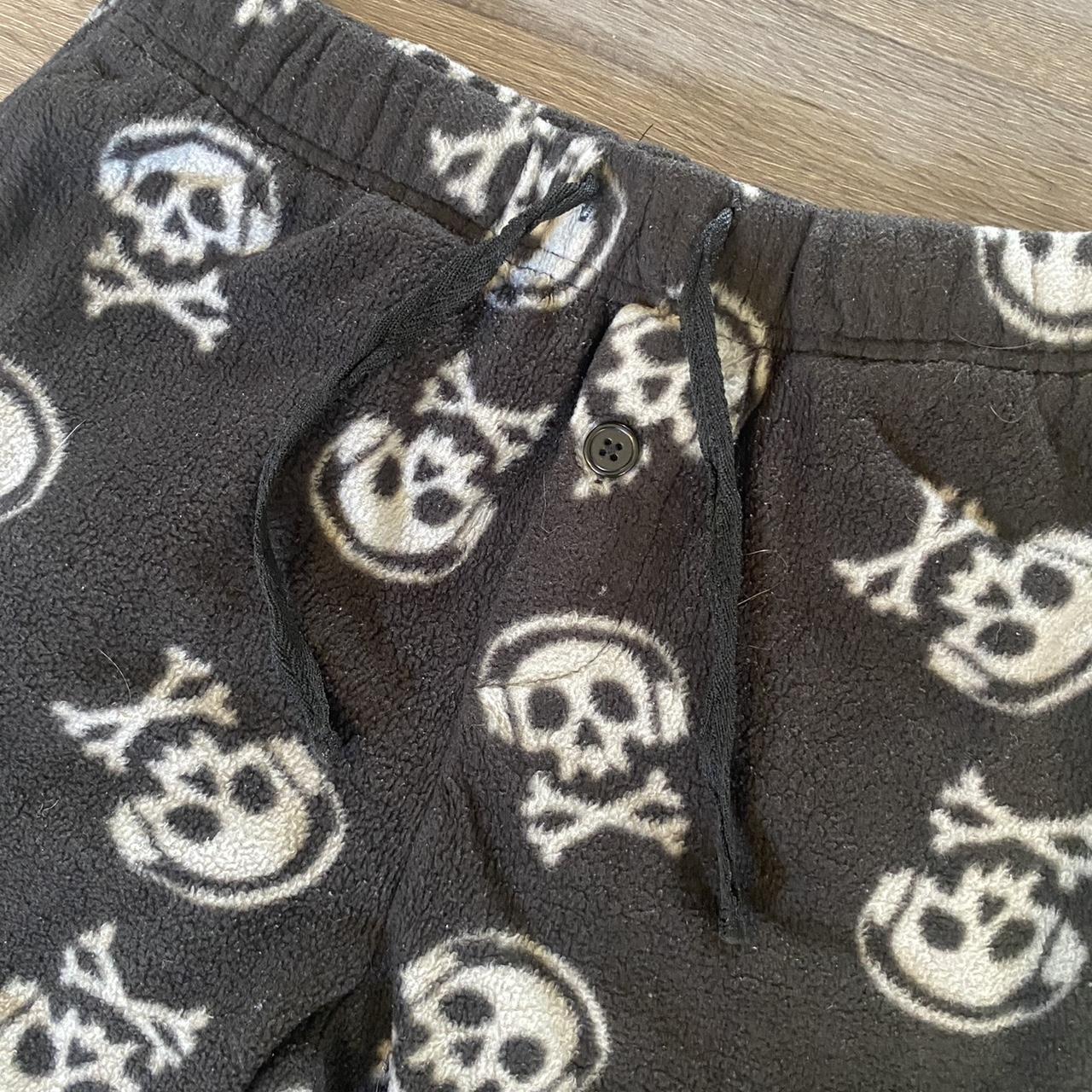 y2k emo skull pajama pants pattern size large in... - Depop