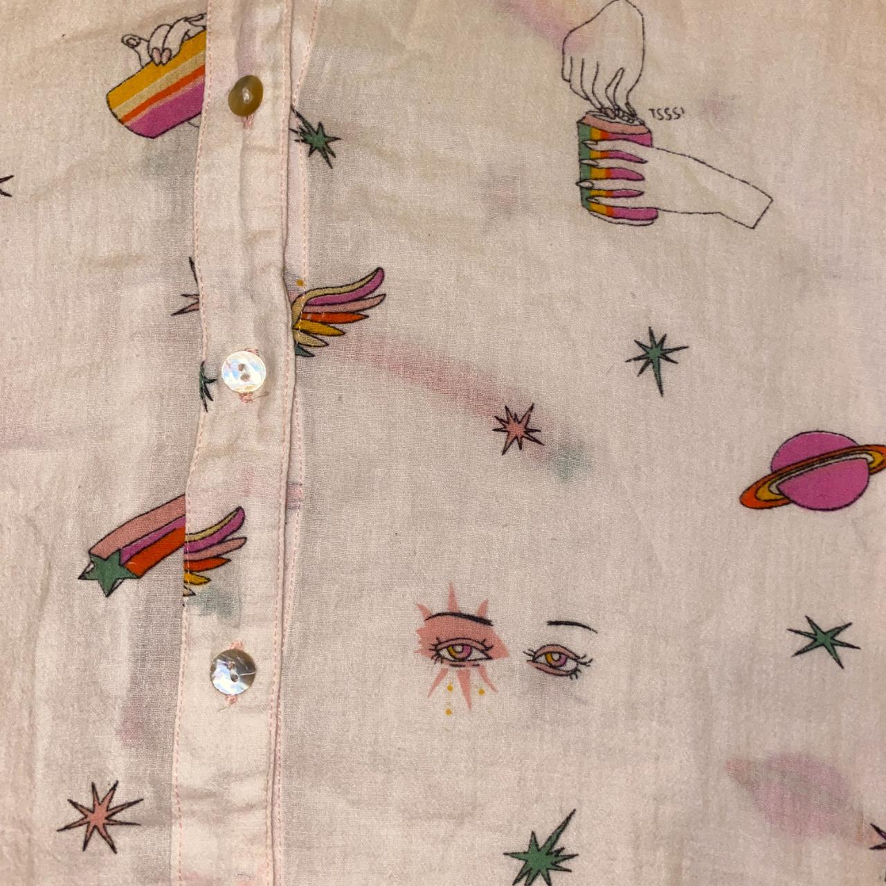 80's Button Up T-Shirt🪐 - Depop