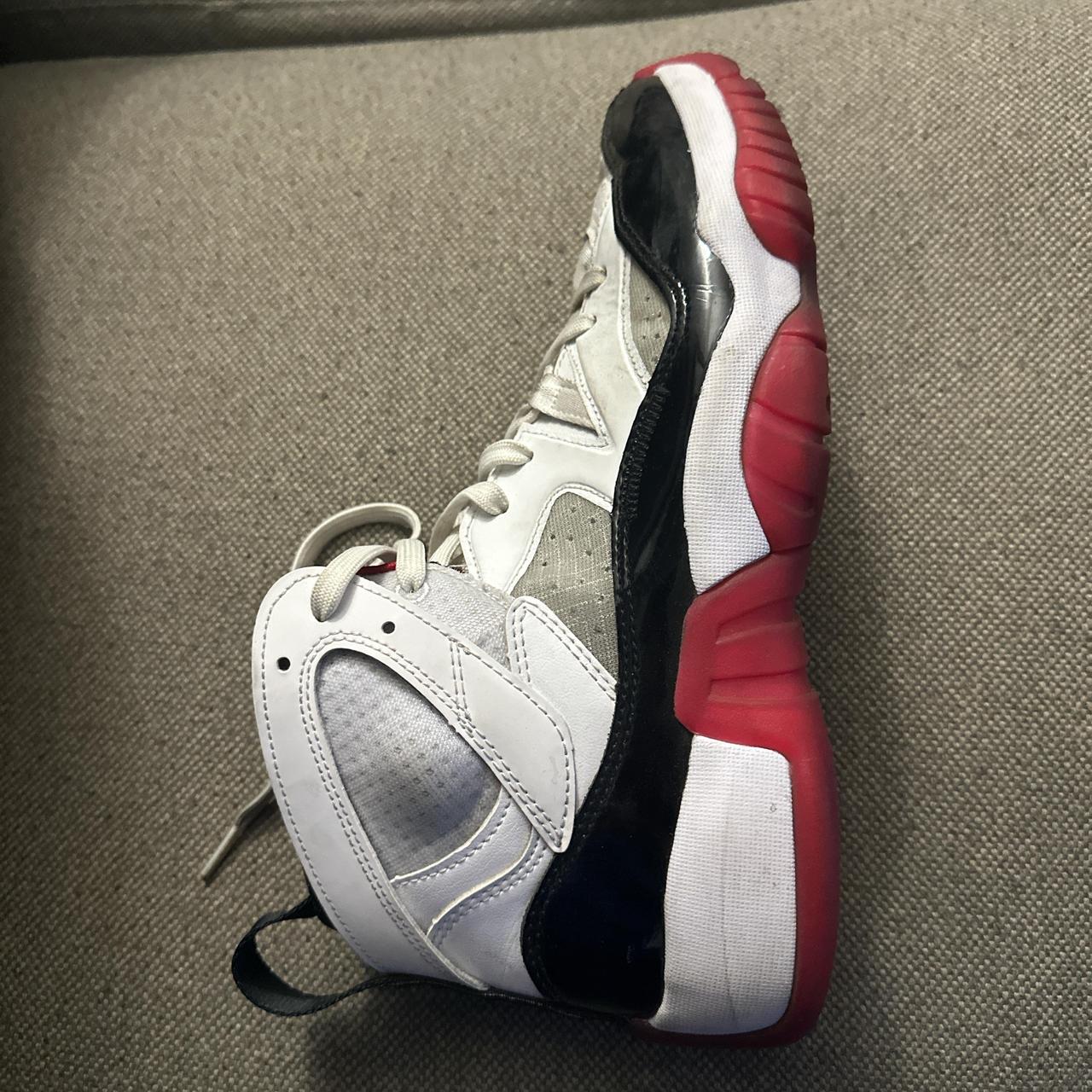Jordan jumpman two Trey - Depop