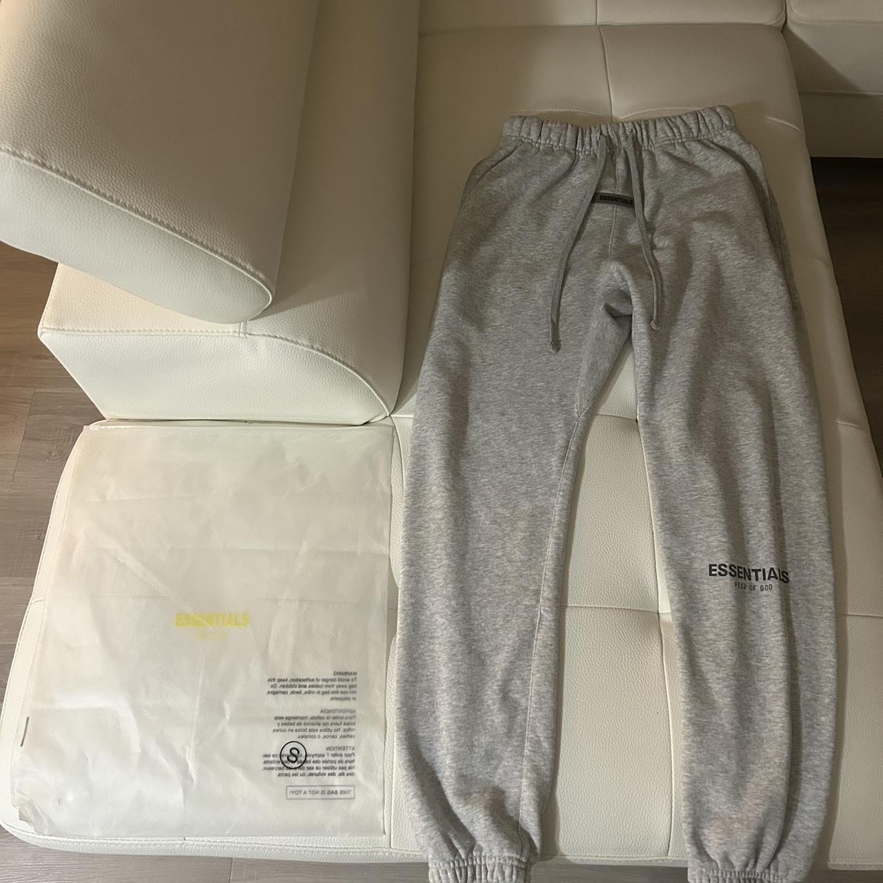 Essential Sweat pants - Depop