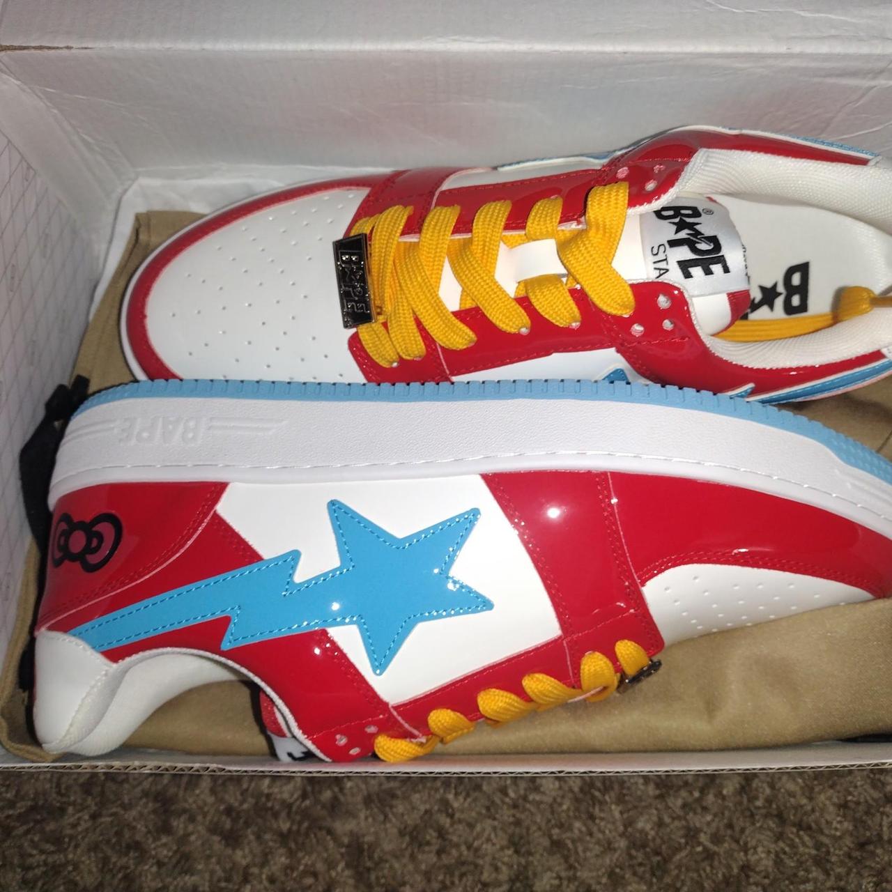 Hello Kitty Bapestas (Box slightly... | Depop